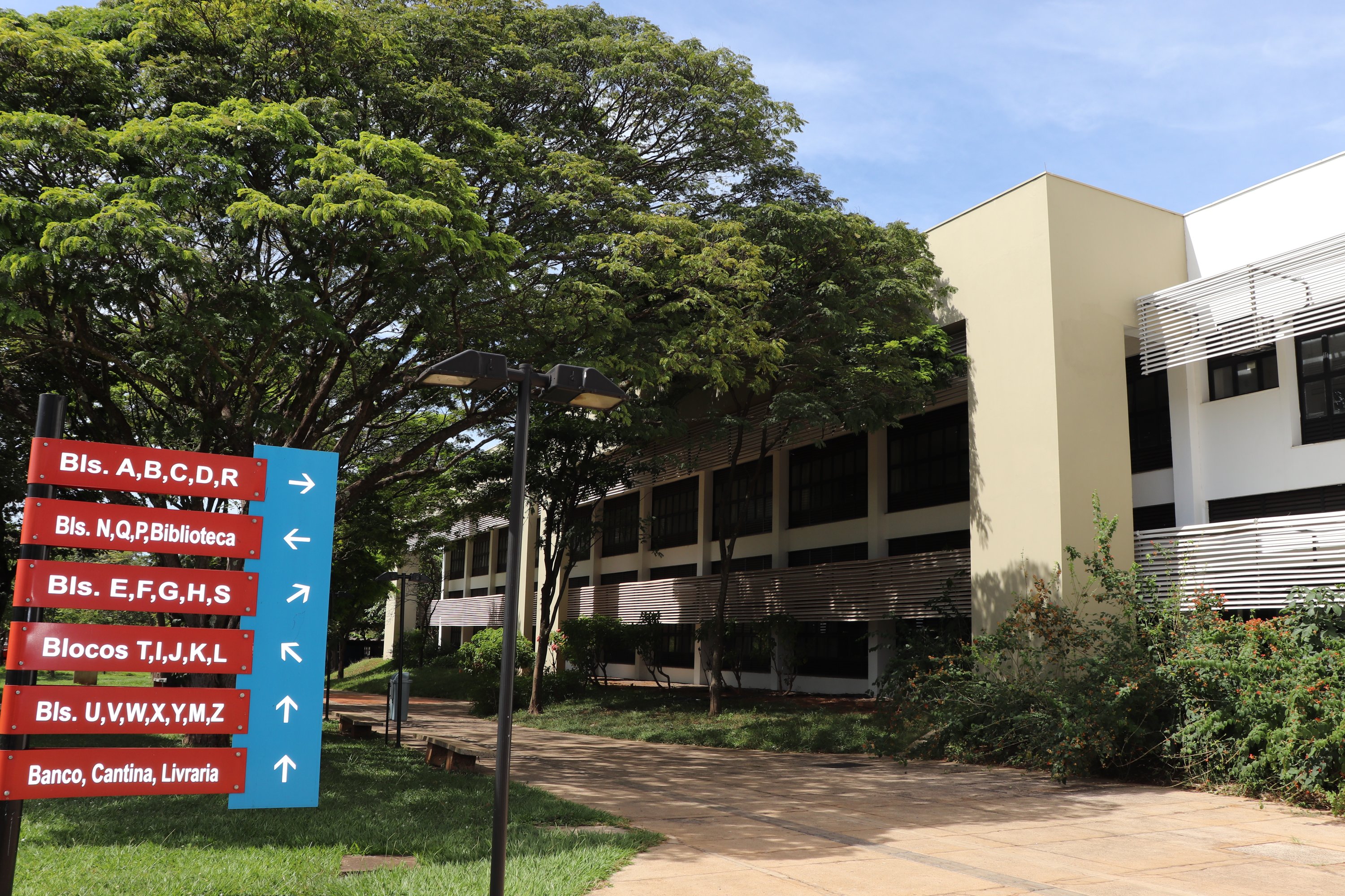 10 motivos para fazer Uniube